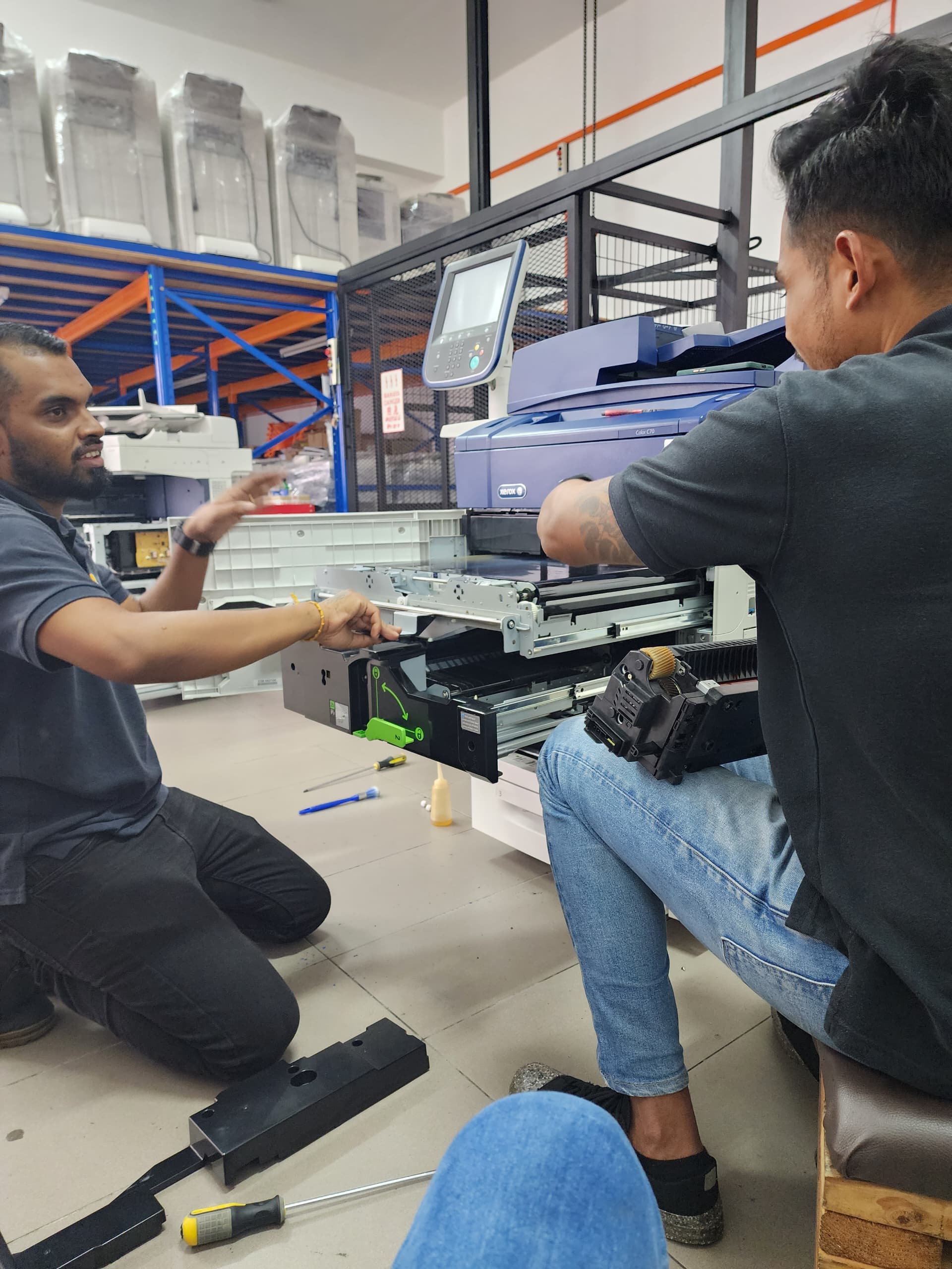 Service Engineer Team